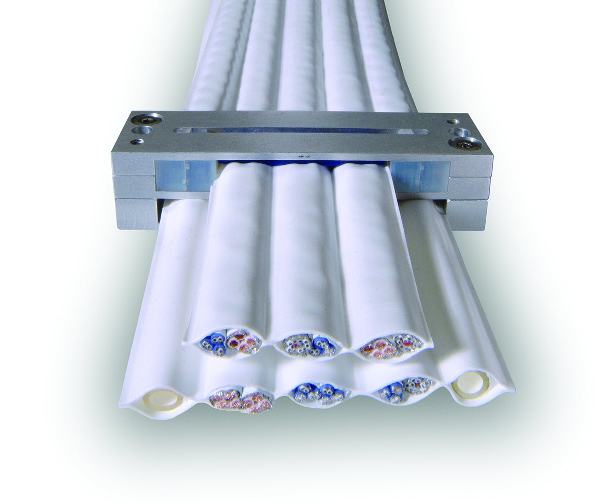 ゴア® 高屈曲フラットケーブル | 日本ゴア