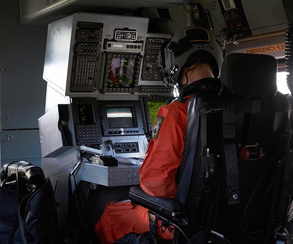 GORE® DVI Cables for Defense Aircraft | 日本ゴア