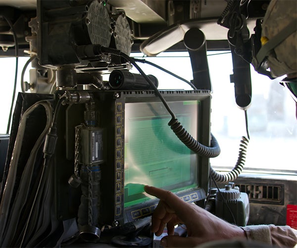 GORE® High Flex Cable Assemblies for Defense Land Systems | 日本ゴア合同会社